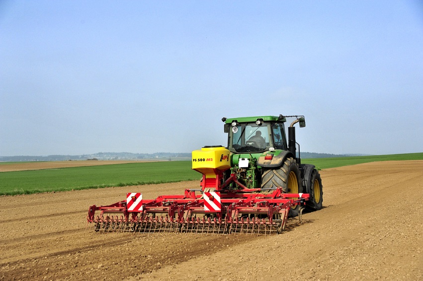 Avis Semoir Engrais de la marque Delimbe - Epandeurs d'anti-limaces et ...