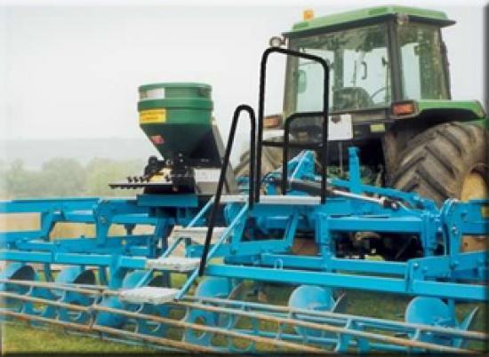 Avis Semoir Spécial Déchaumeur de la marque Delimbe - Epandeurs d'anti ...